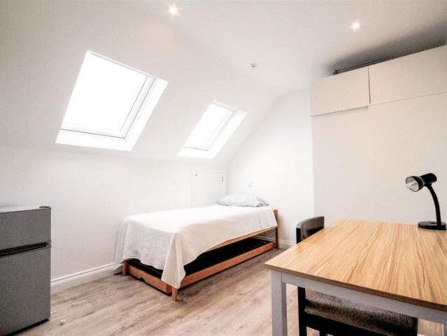 Room at Chesterton Road, Cambridge