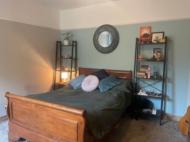 Room at Chestnut Road, Greater London