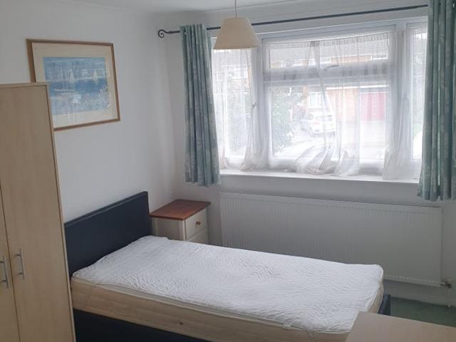 Room at Chestnut Walk, Chelmsford