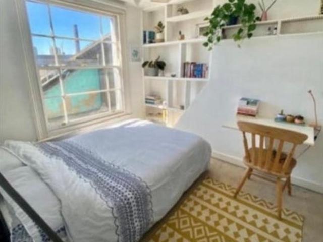 Room at Cheshire Street, Greater London