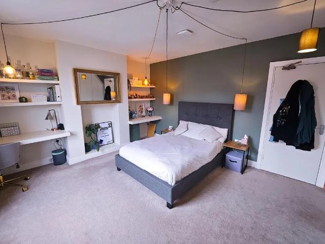 Room at Cheyney Road, Chester