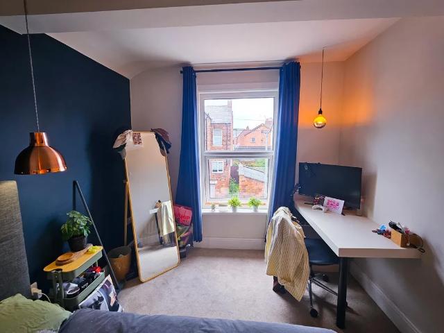 Room at Cheyney Road, Chester