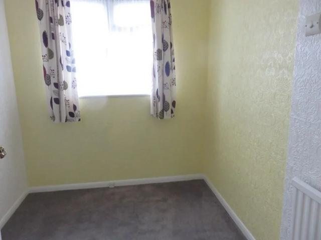 Room at Chichester Close, Aveley