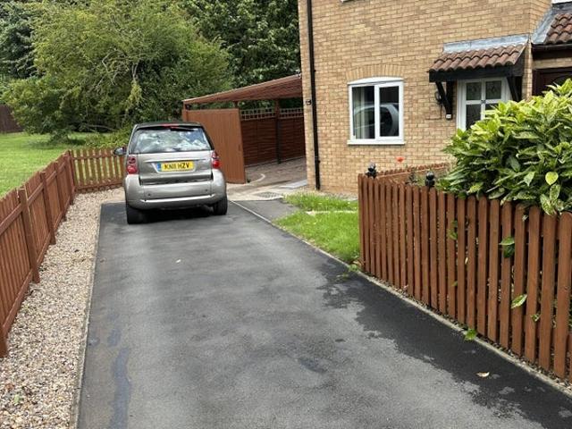Room at Chiltern Avenue, Charnwood