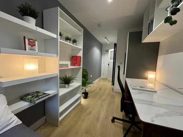 Room at Chilwell Road, Nottingham