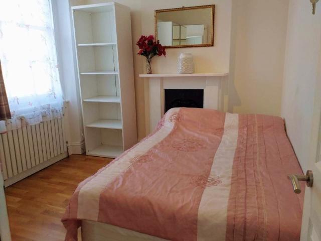 Room at Chilworth Street, City of Westminster