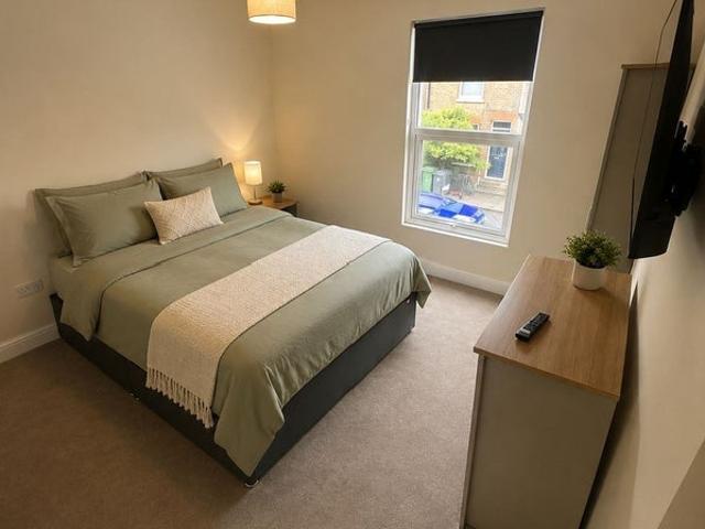 Room at Chillington Street, Maidstone