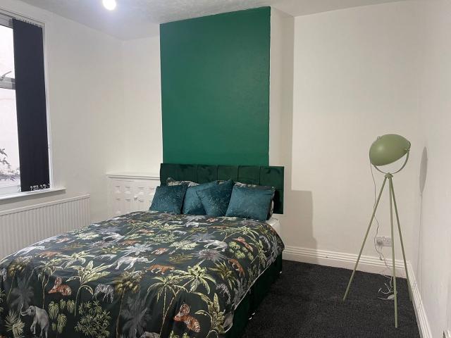 Room at Chorley Old Road, Bolton