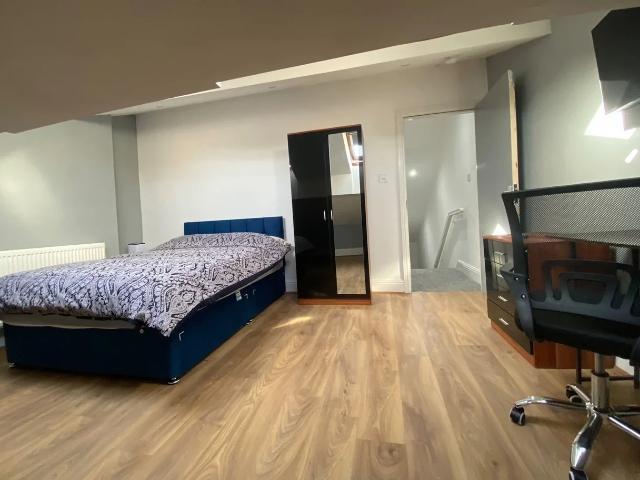 Room at Chorley Old Road, Bolton