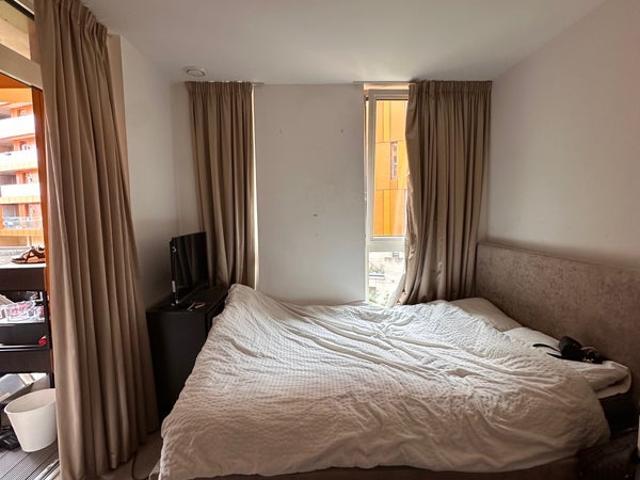 Room at Christchurch Way, Greater London