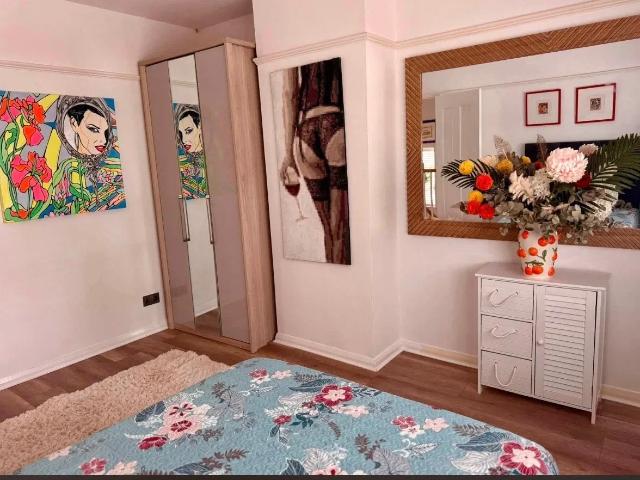 Room at Church Drive, Lincoln