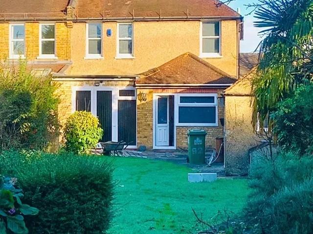 Room at Church Lane, Broxbourne