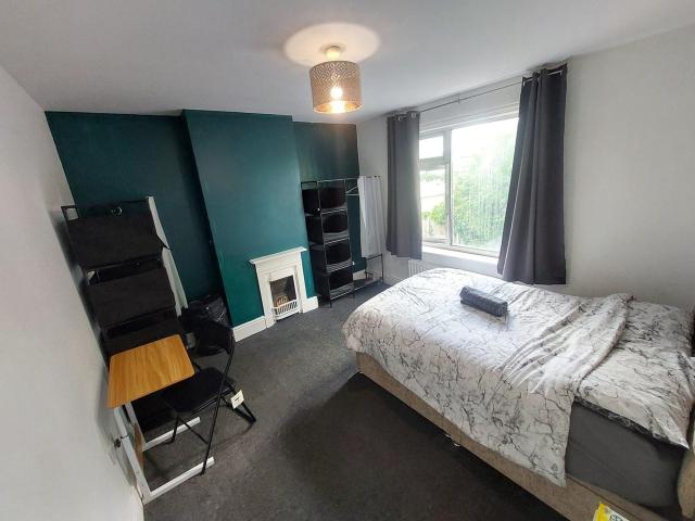 Room at Church Lane, Coventry