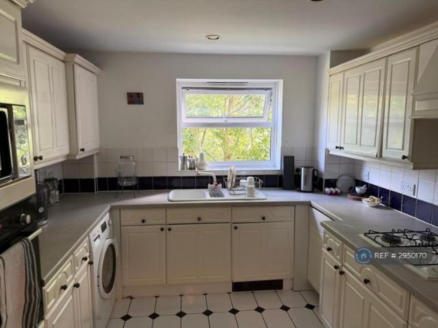 Room at Church Lane, Greater London
