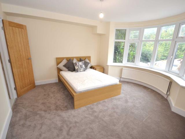 Room at Church Road, Earley