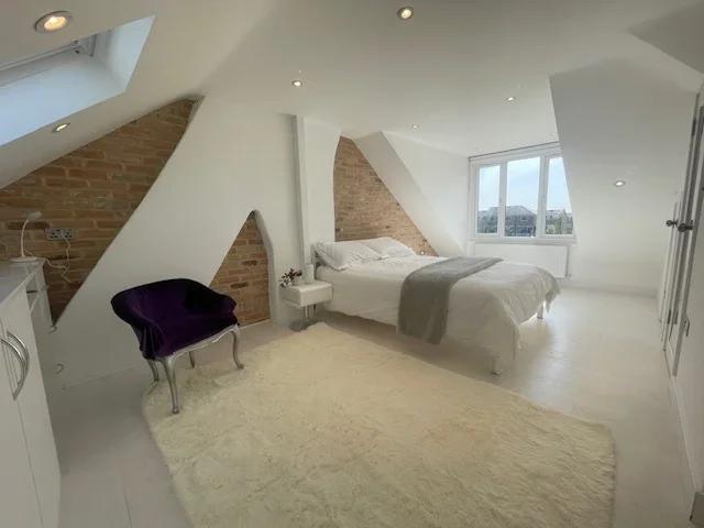 Room at Church Road, Greater London