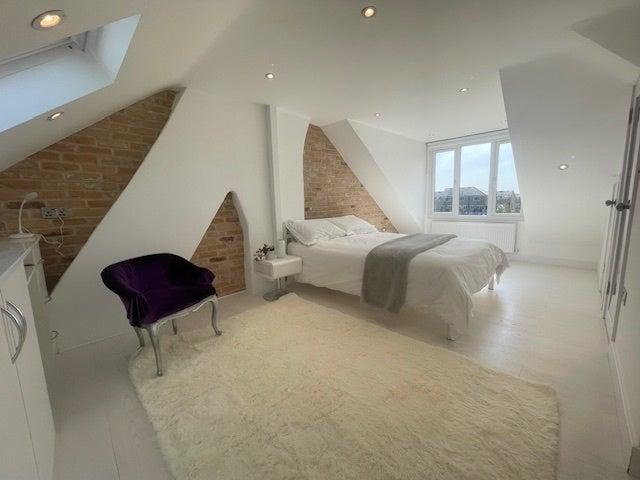Room at Church Road, Greater London