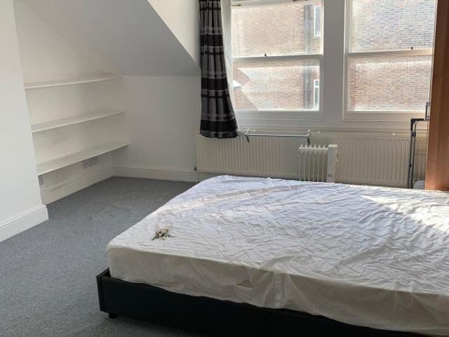 Room at Church Road, Greater London