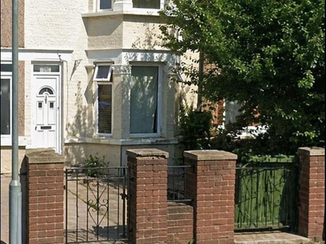 Room at Church Road, Greater London