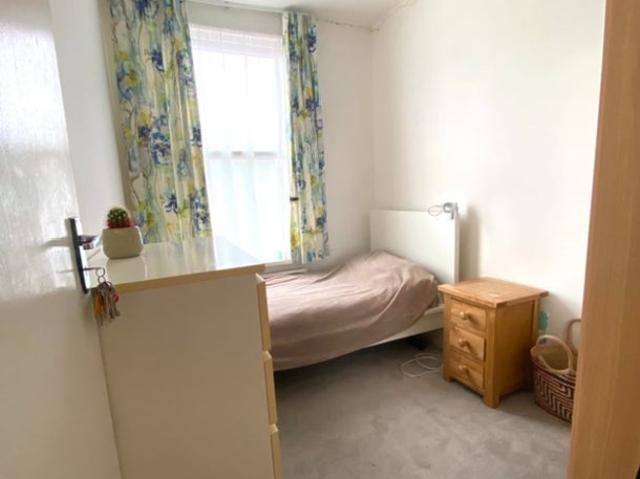 Room at Church Road, Greater London