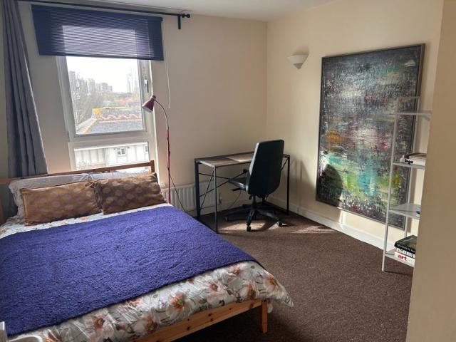 Room at Church Street, Greater London