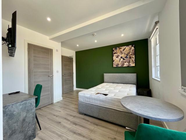 Room at Church Street, Peterborough