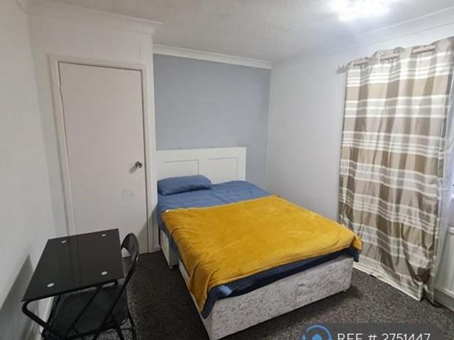 Room at Church Street, Peterborough