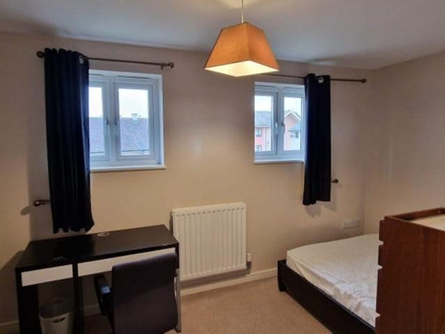 Room at Circus Drive, Cambridge
