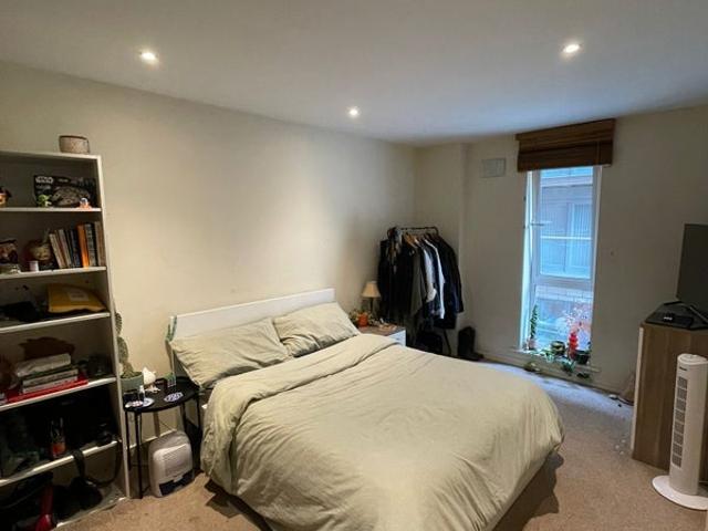 Room at City Road East, Manchester