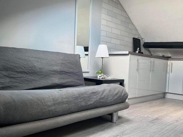 Room at City Road, Greater London