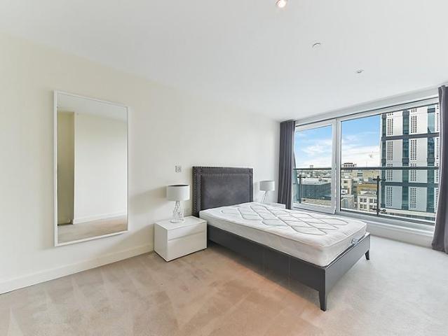Room at City Road, Greater London