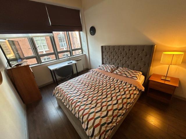 Room at City Road, Greater London