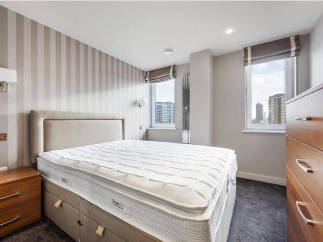 Room at City Road, Greater London