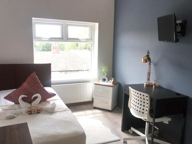 Room at City Road, Sheffield