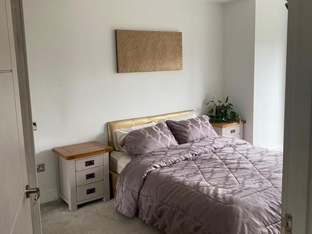 Room at Clanberris Court, Bristol