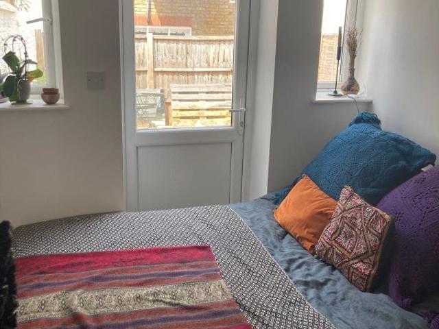 Room at Clapham Road, Greater London