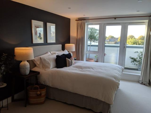 Room at Clapham Road, Greater London