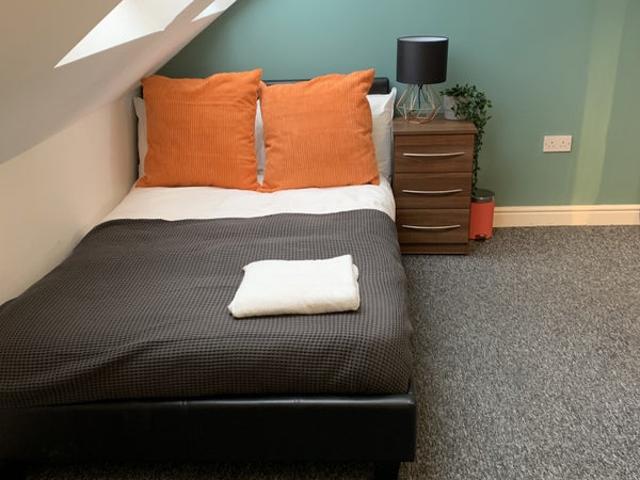 Room at Clara Street, Coventry
