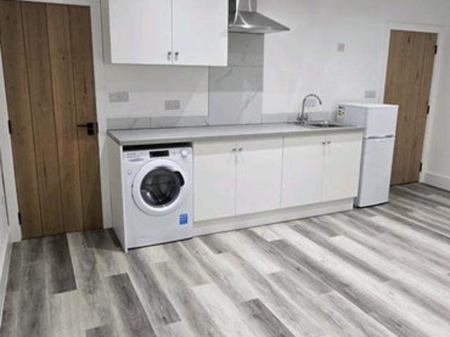 Room at Clare Road, Maidenhead