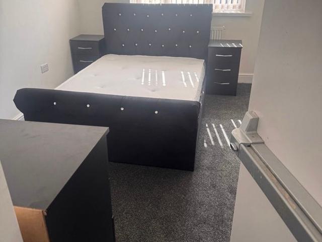 Room at Clare Road, Maidenhead