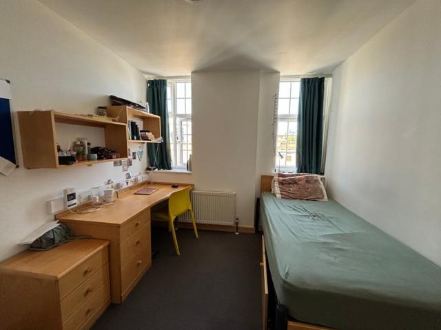 Room at Claredale Street, Greater London