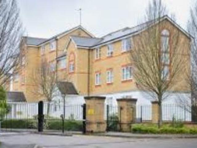 Room at Clarence Close, Greater London