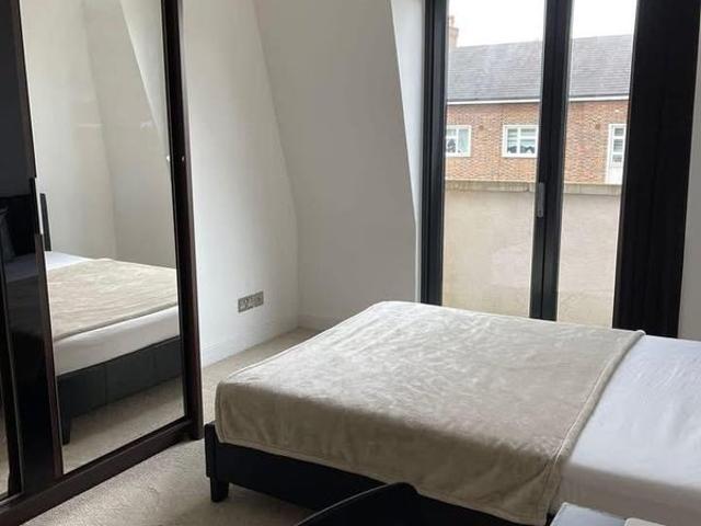 Room at Clarence Road, Greater London