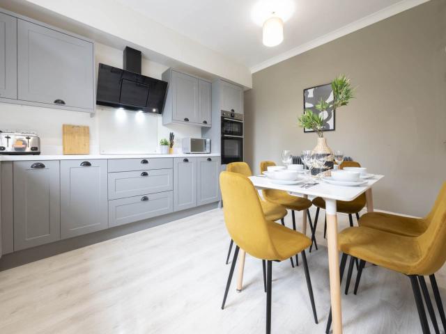 Room at Clarence Street, Leeds