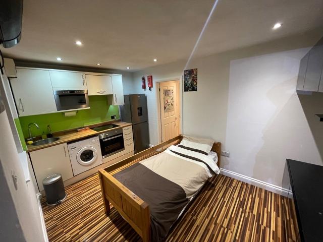 Room at Clarendon Road, Greater London