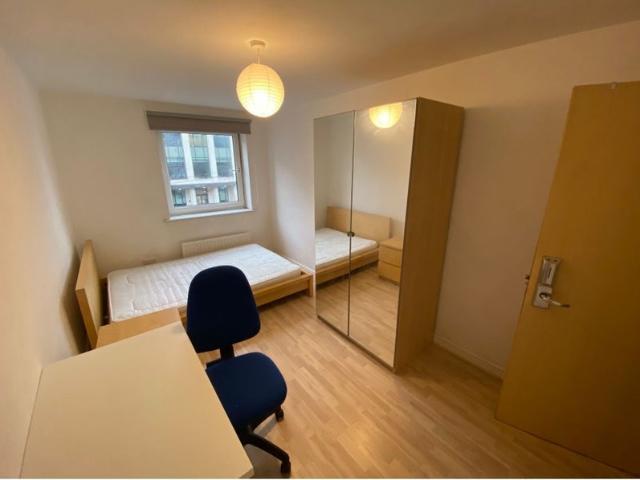 Room at Clarendon Road, Leeds