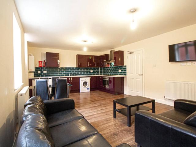 Apartment at Clarendon Road, Leeds