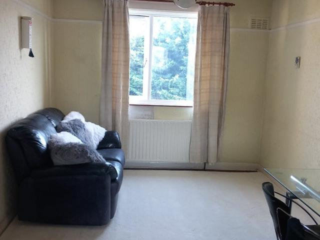 Room at Clayton Road, Greater London