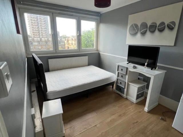Room at Clayton Road, Greater London