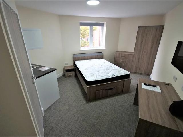 Room at Clay Lane, Coventry